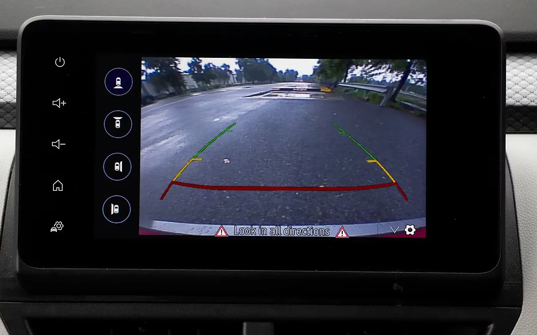 Renault Kiger - 360 View Camera Control | Renault Kiger Images