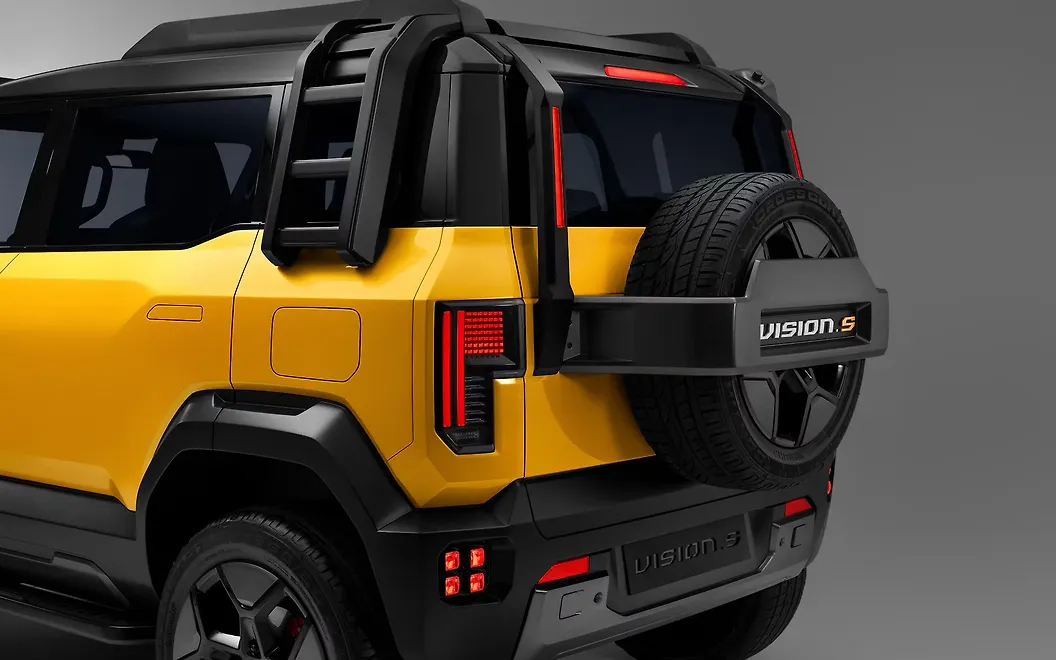 Mahindra Vision S Compact SUV - Rear Left View | Mahindra Vision S ...