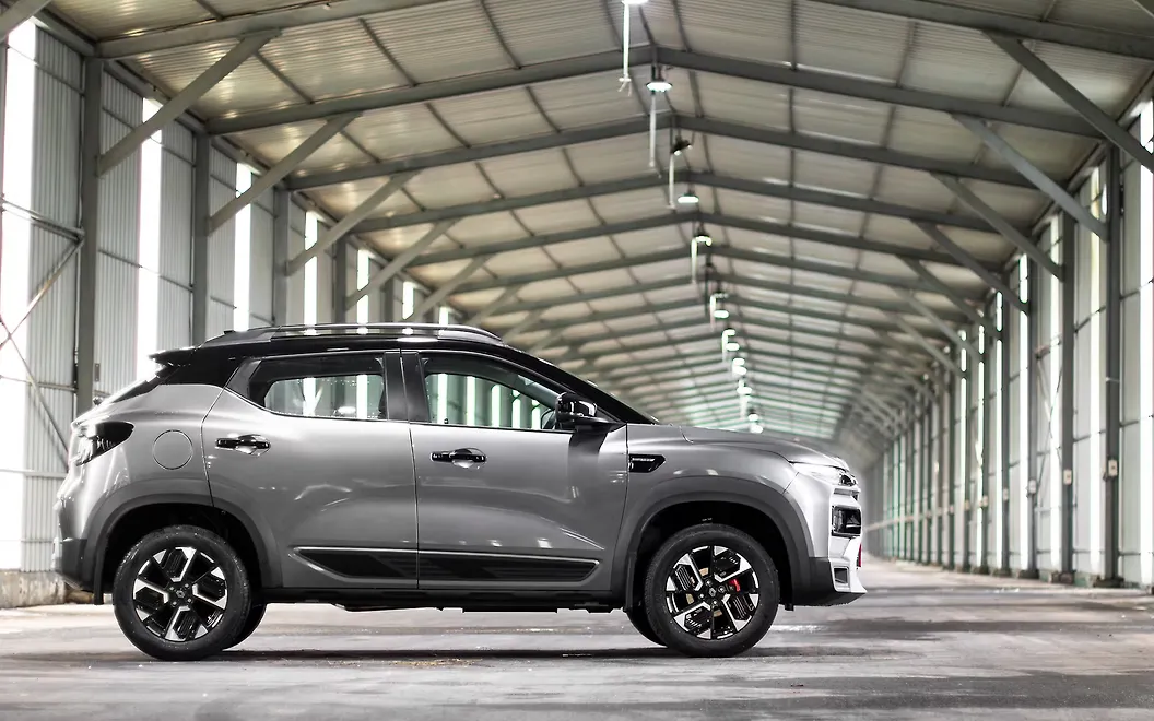 Renault Kiger - Front Right View | Renault Kiger Images