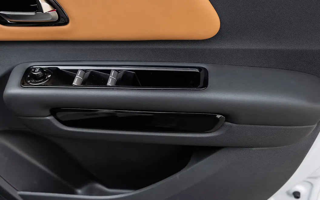 Citroen Basalt X - Driver Window Controls | Citroen Basalt X Images