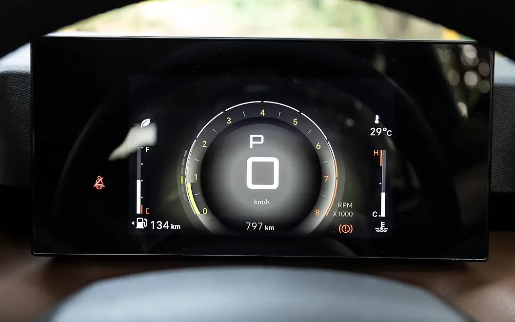 Compare MG Hector vs Citroen Aircross X vs Tata Safari