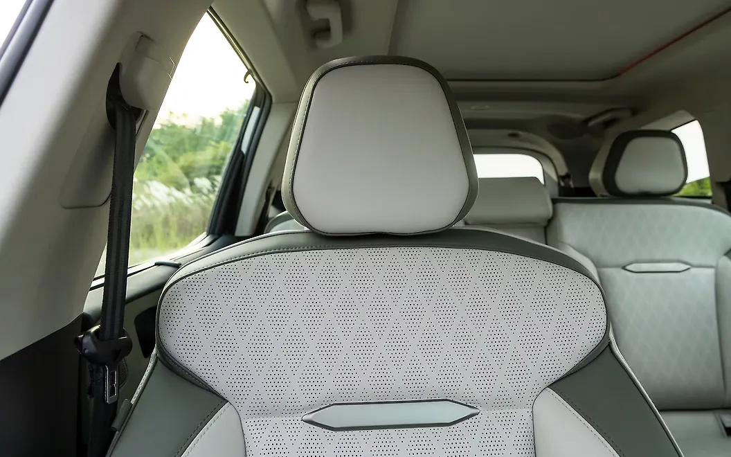 Mahindra XEV 9S - Last Row Seats | Mahindra XEV 9S Images