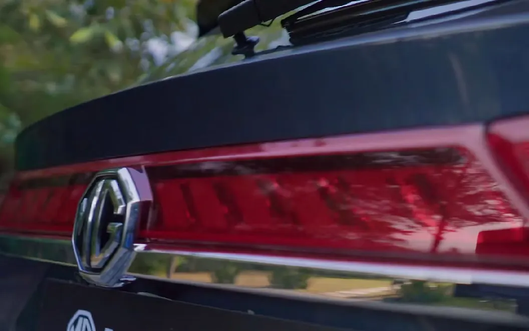 MG Hector Plus - Brand Logo | MG Hector Plus Images