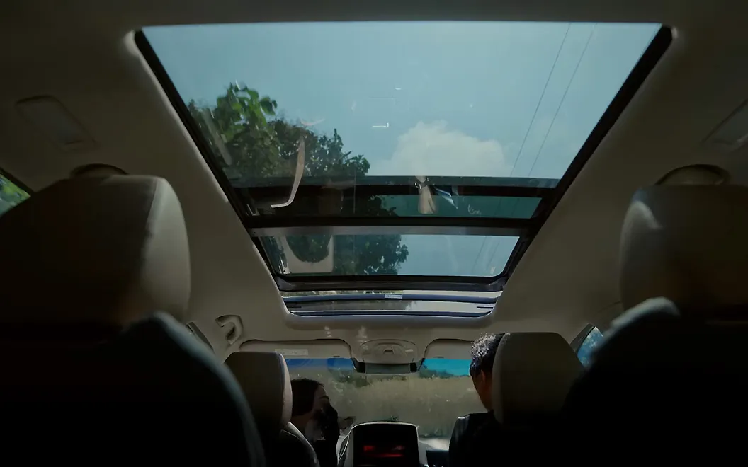 MG Hector Plus - Right Rear View | MG Hector Plus Images