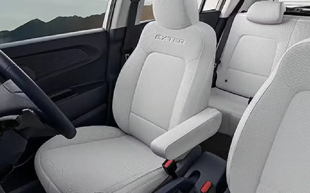 Hyundai Exter Images | Exter Exterior, Road Test and Interior Photo Gallery