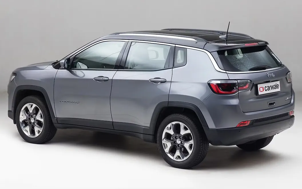 Jeep Compass [2017-2021] - Rear Left View | Jeep Compass [2017-2021] Images