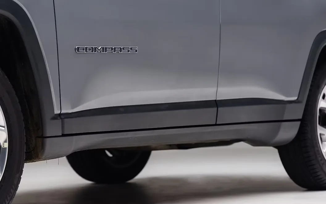 Jeep Compass [2017-2021] - Side View | 61 Jeep Compass [2017-2021] Images