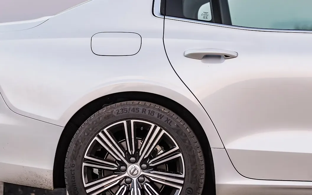 Volvo S60 - Side Rear View | Volvo S60 Images