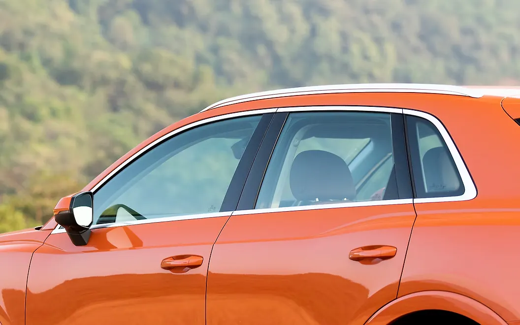 Audi Q3 - Front View | 72 Audi Q3 Images