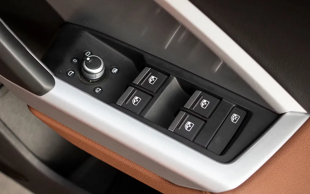 Audi Q3 Images | Q3 Exterior, Road Test and Interior Photo Gallery