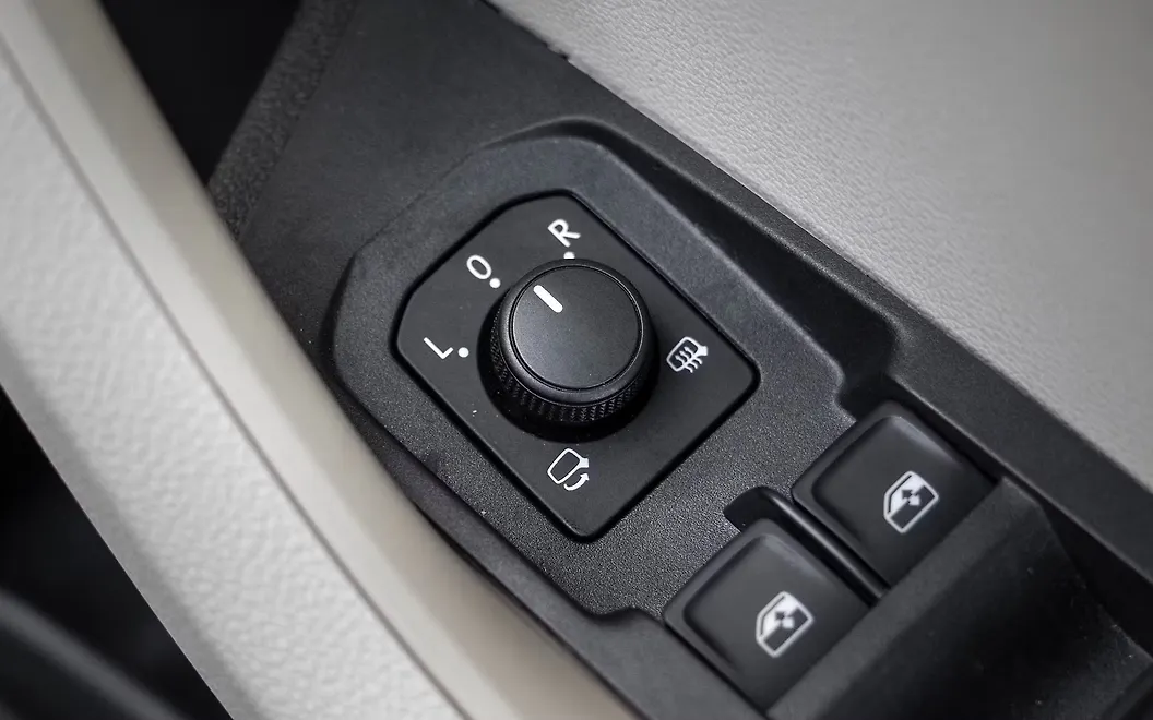 Skoda Karoq - Back View | Skoda Karoq Images