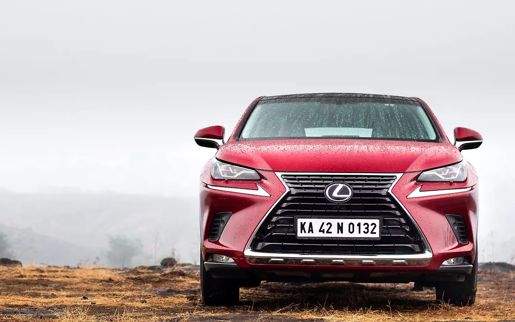 Lexus NX [2017-2022] - Side Rear View | 65 Lexus NX [2017-2022] Images