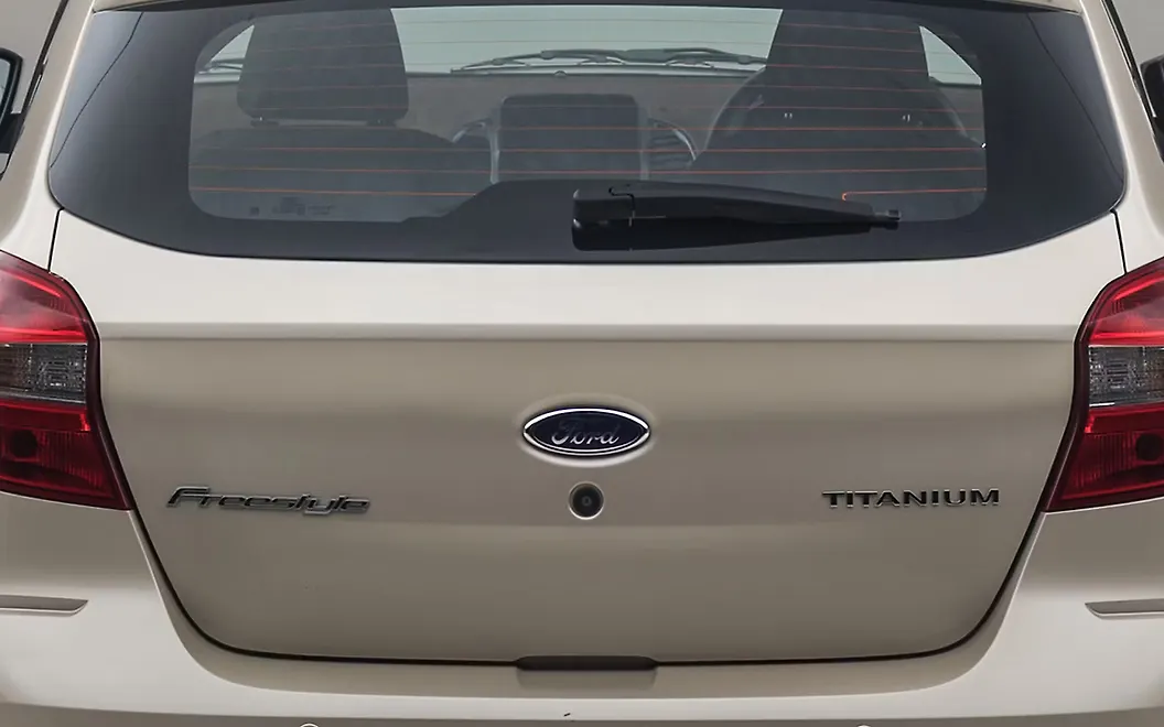 Ford Freestyle - Rear Left View | Ford Freestyle Images