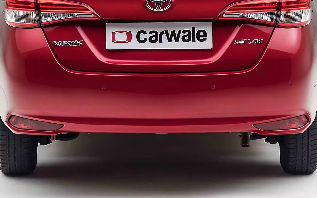 Toyota Yaris - Side Rear View | 51 Toyota Yaris Images