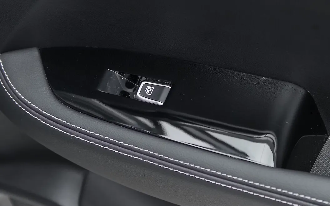 MG Hector [2019-2021] - Rear View | 61 MG Hector [2019-2021] Images