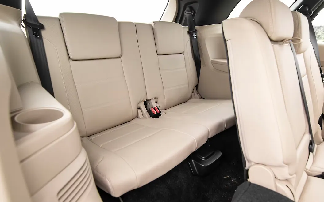 35 Ford Endeavour Interior Images: Endeavour Interior Photo Gallery