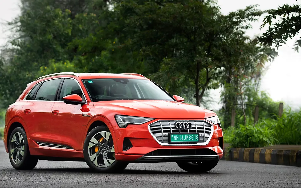 Audi e-tron - Front Grille | 96 Audi e-tron Images