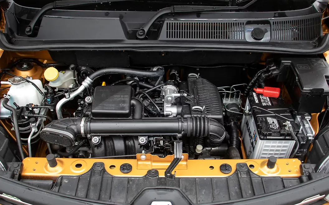 100 Renault Triber Images | Triber Exterior, Road Test and Interior ...