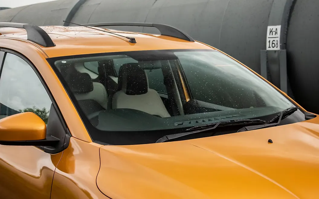 100 Renault Triber Images | Triber Exterior, Road Test and Interior ...