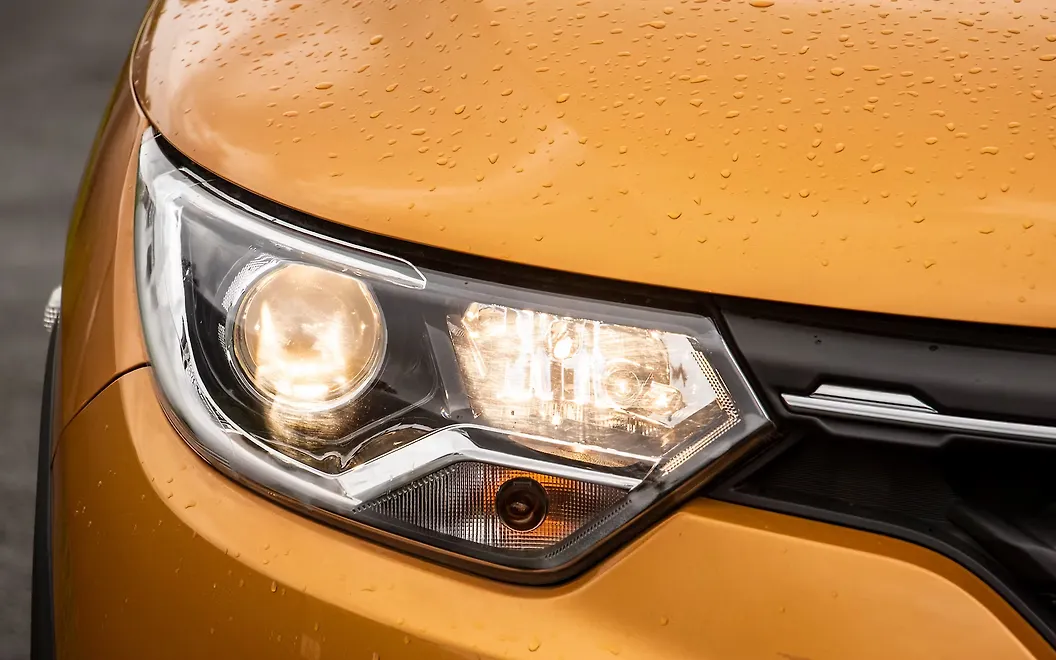 100 Renault Triber Images | Triber Exterior, Road Test and Interior ...
