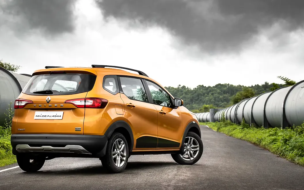 100 Renault Triber Images | Triber Exterior, Road Test and Interior ...