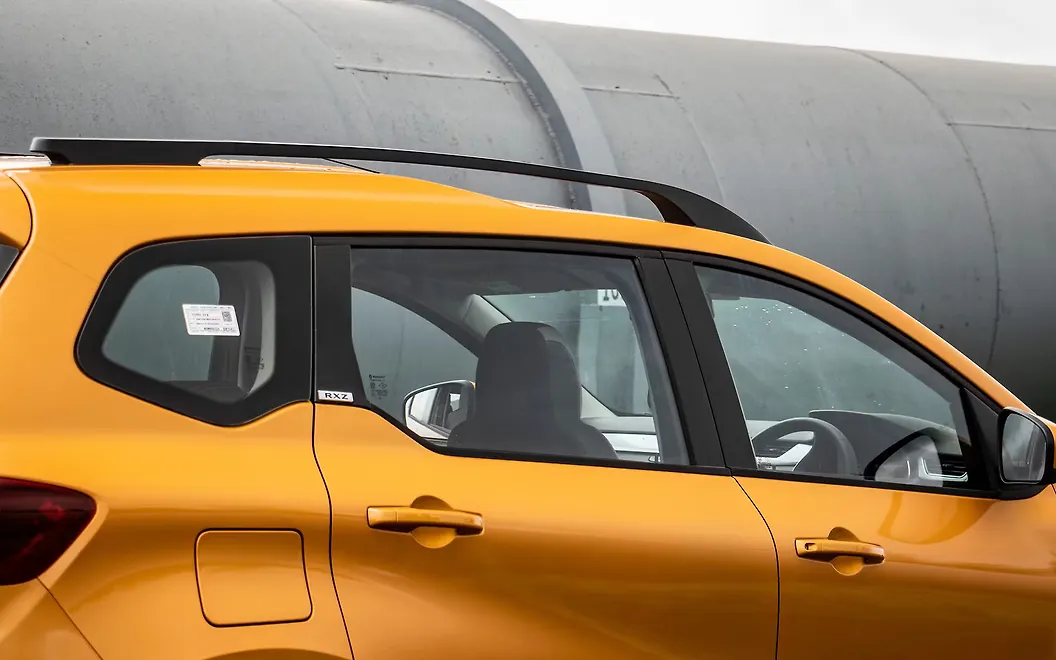 100 Renault Triber Images | Triber Exterior, Road Test and Interior ...