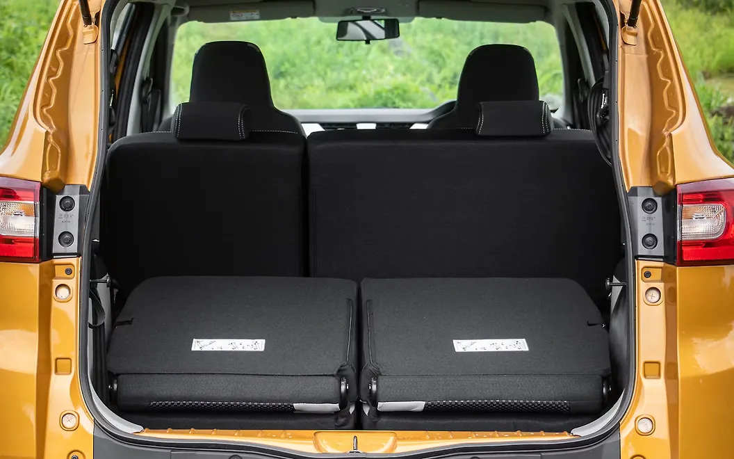 100 Renault Triber Images | Triber Exterior, Road Test and Interior ...