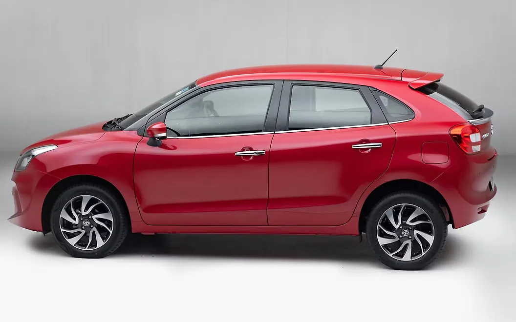 53 Toyota Glanza Images | Glanza Exterior, Road Test and Interior Photo ...