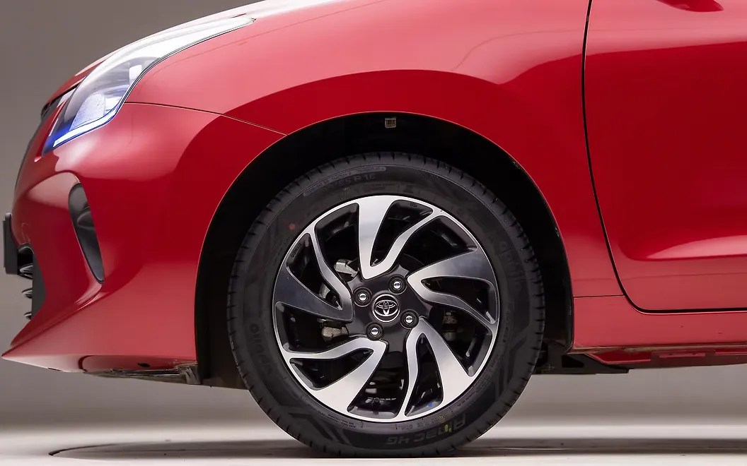 Toyota Glanza [2019-2022] - Side Rear View | Toyota Glanza [2019-2022 ...