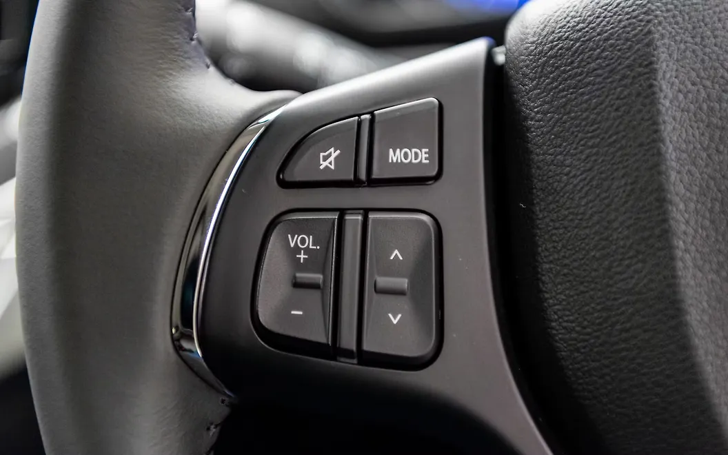 Toyota Glanza [2019-2022] - Front Seats | Toyota Glanza [2019-2022] Images