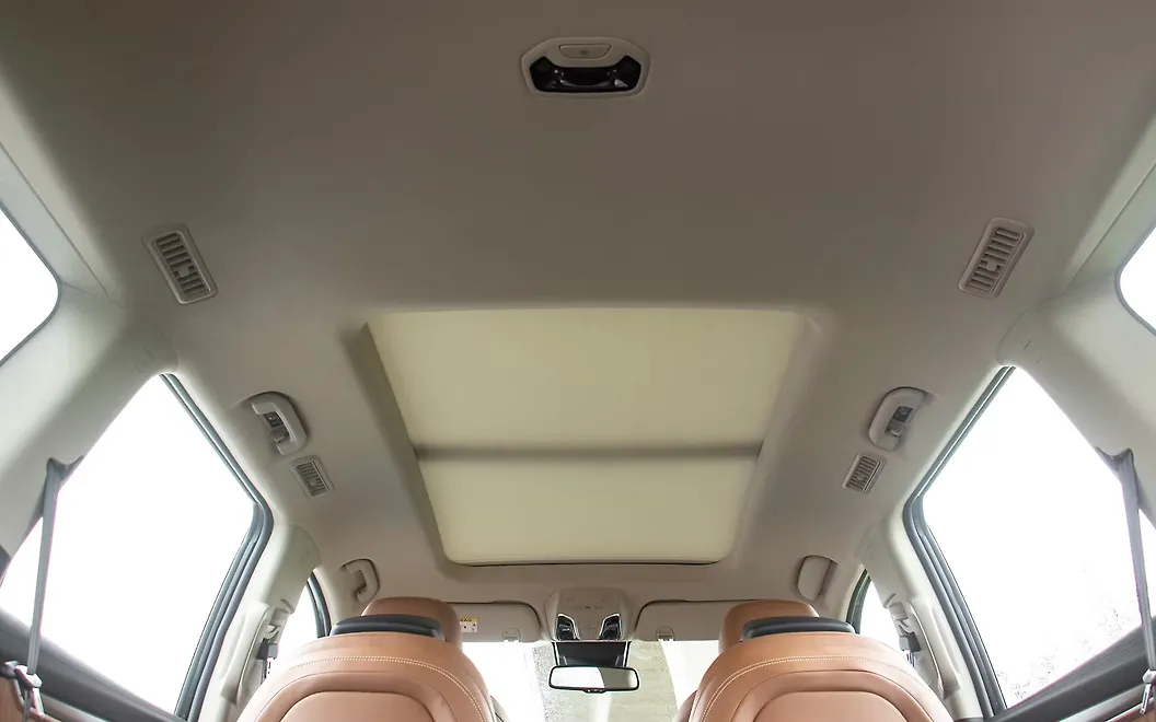 64 MG Gloster Images | Gloster Exterior, Road Test and Interior Photo ...