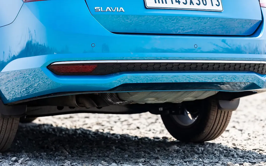 93 Skoda Slavia Images | Slavia Exterior, Road Test and Interior Photo ...