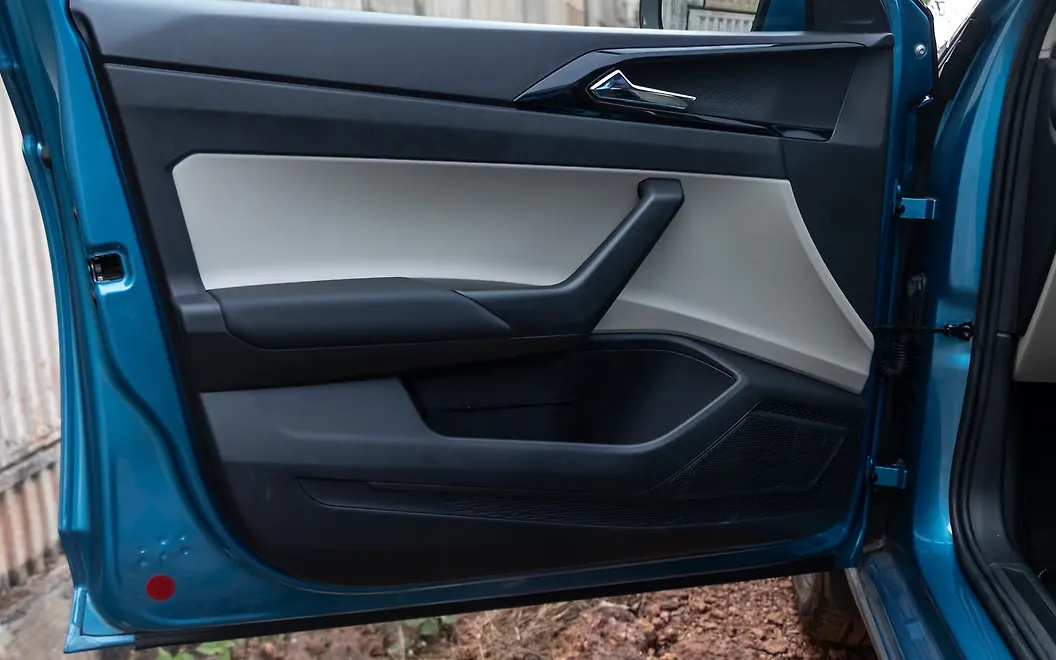 93 Skoda Slavia Images | Slavia Exterior, Road Test and Interior Photo ...