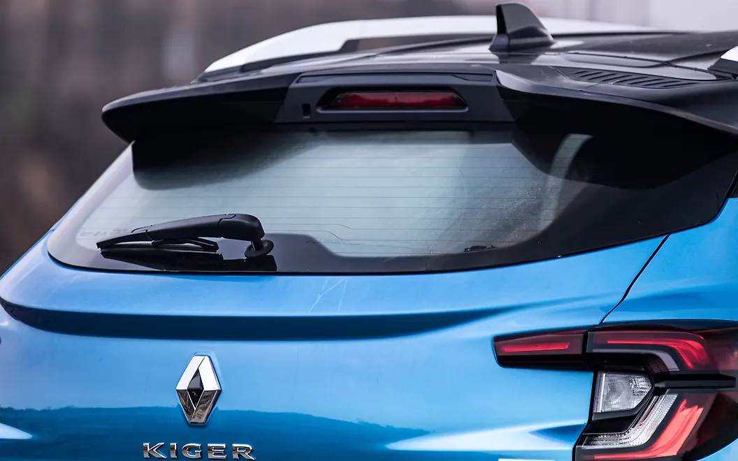 Renault Kiger [2021-2022] Images | Kiger [2021-2022] Exterior, Road ...