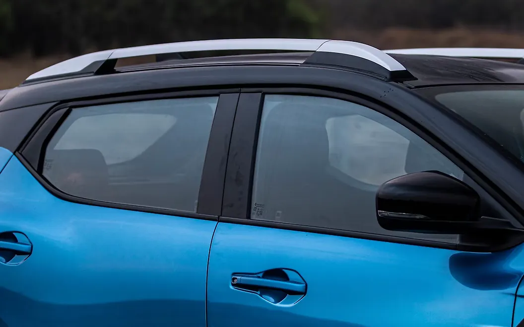 Renault Kiger [2021-2022] - Tail Light | 64 Renault Kiger [2021-2022 ...