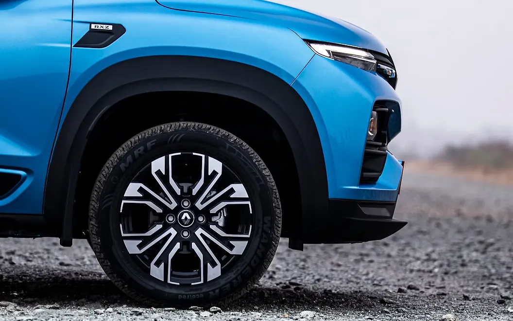 Discontinued Renault Kiger 2021 Images