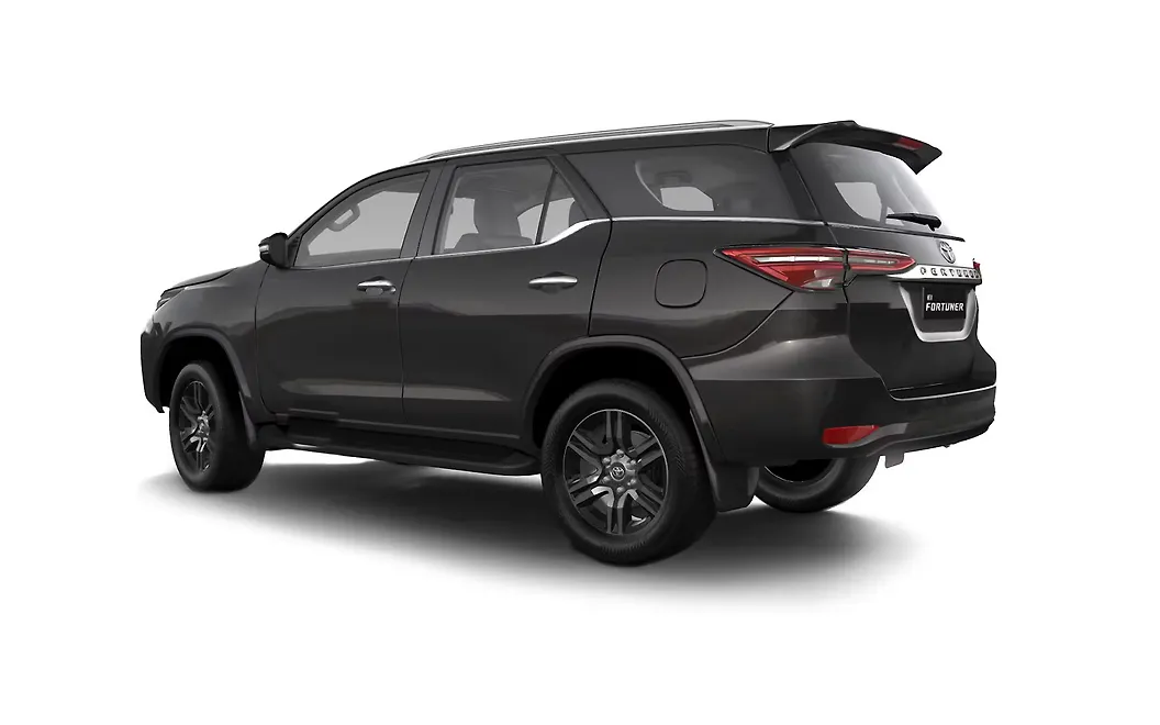 Toyota Fortuner Images | Fortuner Exterior, Road Test and Interior ...