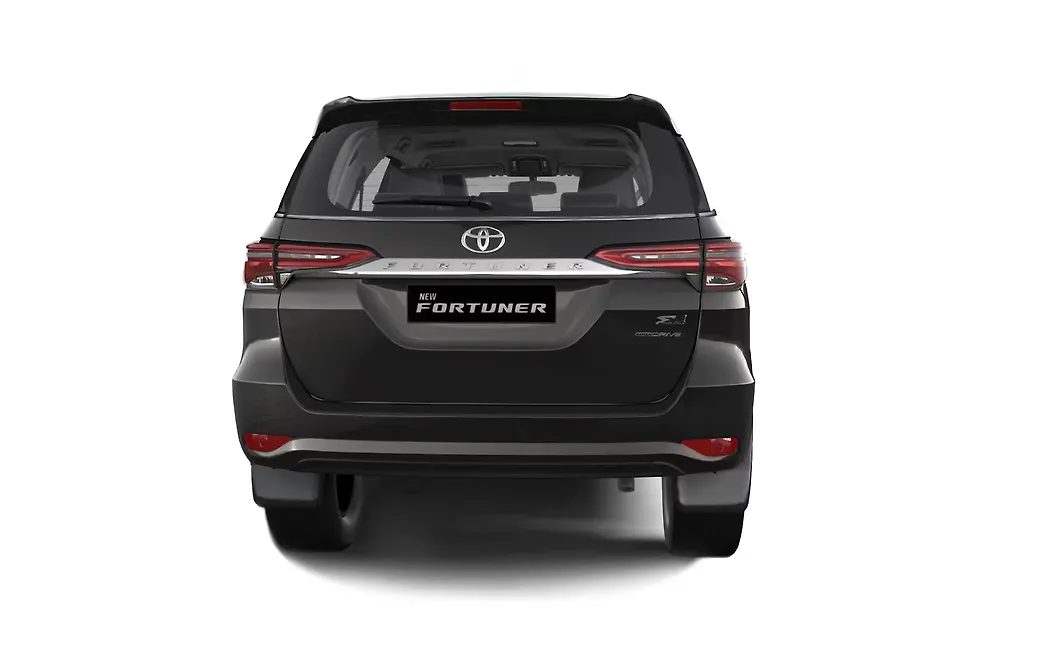 Toyota Fortuner Images | Fortuner Exterior, Road Test and Interior ...