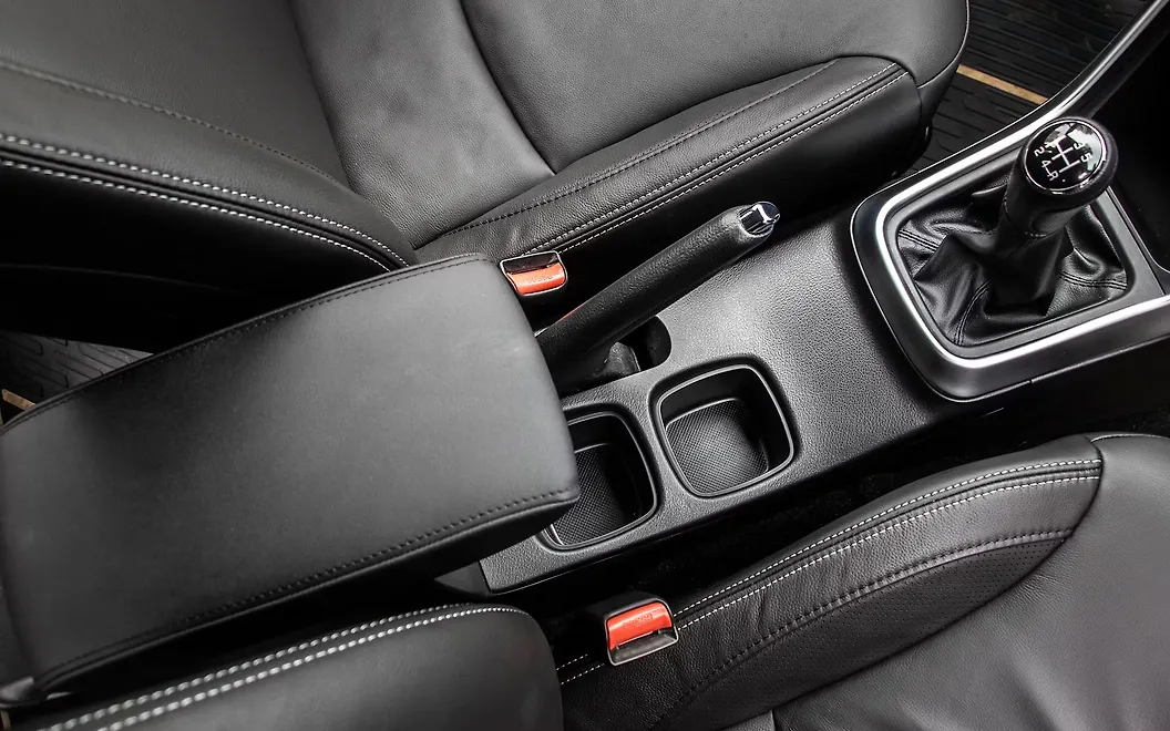 Maruti Suzuki S-Cross 2020 Images | S-Cross 2020 Exterior, Road Test ...