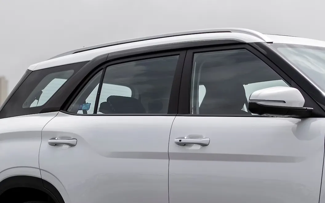 121 Hyundai Alcazar Images | Alcazar Exterior, Road Test and Interior ...
