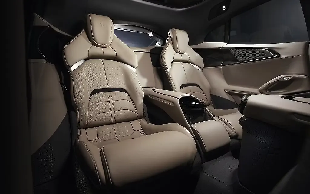 4 Ferrari Purosangue SUV Interior Images: Purosangue SUV Interior Photo ...