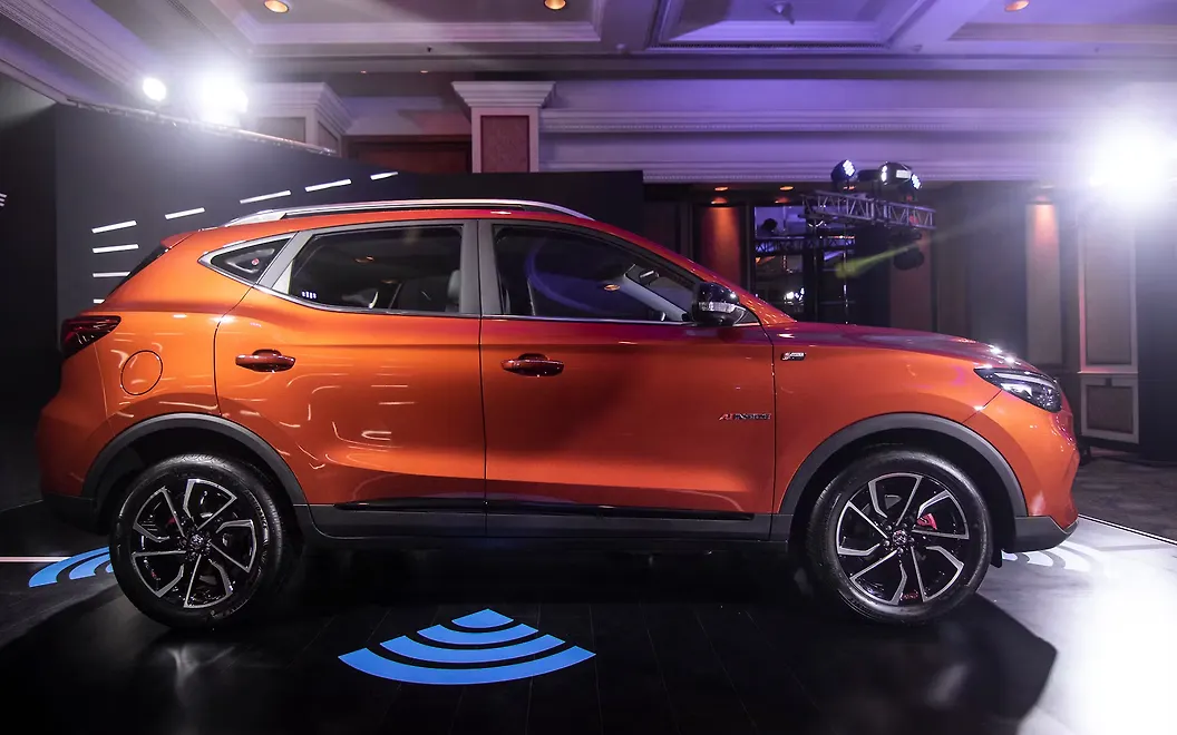 MG Astor Images | Astor Exterior, Road Test and Interior Photo Gallery