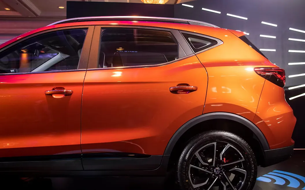 MG Astor Images | Astor Exterior, Road Test and Interior Photo Gallery