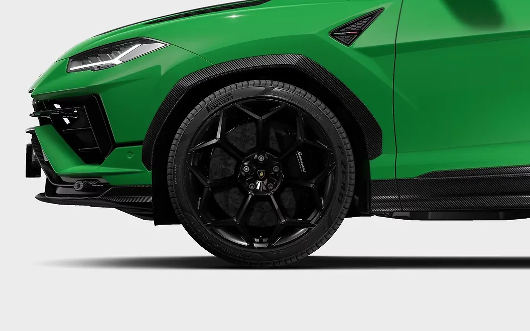 Lamborghini Urus Performante - Tyre | Lamborghini Urus Performante Images