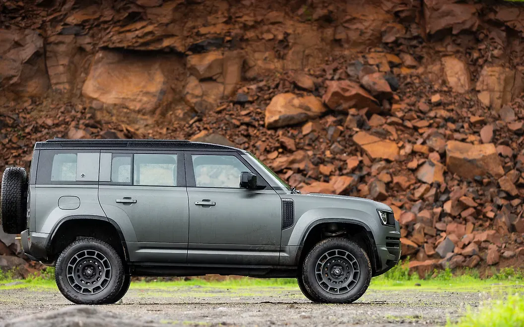 Land Rover Defender - Front Right View | Land Rover Defender Images