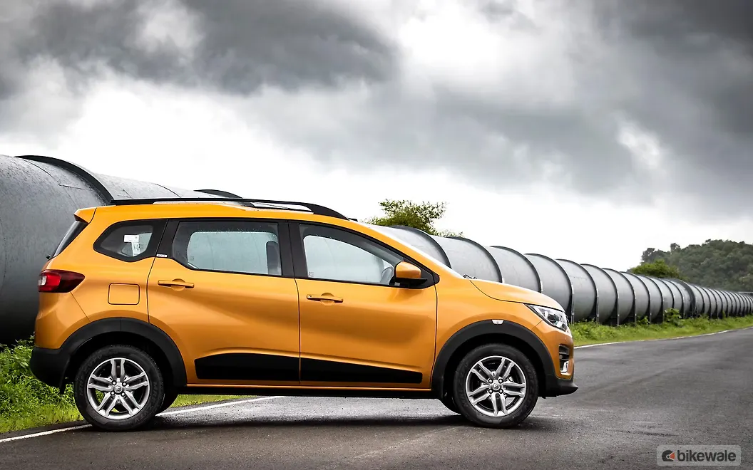 53 Renault Triber Images | Triber Exterior, Road Test and Interior ...