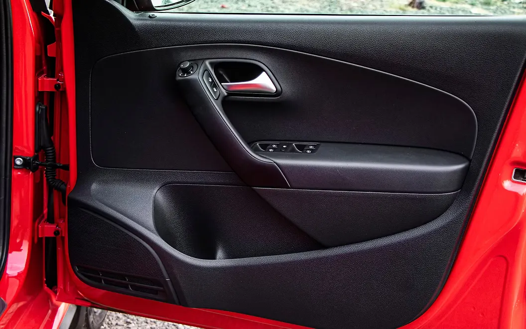 Volkswagen Polo Interior Images: Polo Interior Photo Gallery