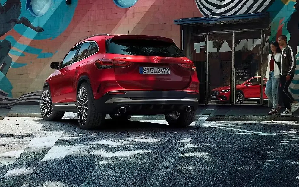 Mercedes-Benz AMG GLA35 Images | AMG GLA35 Exterior, Road Test and ...