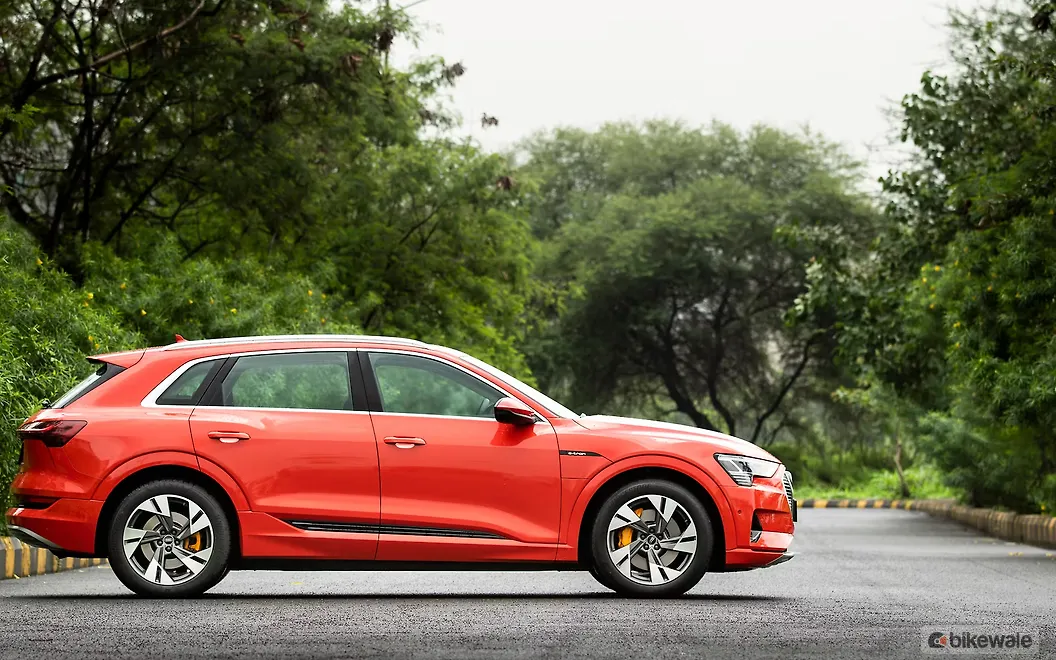 Audi e-tron - Front Grille | 96 Audi e-tron Images