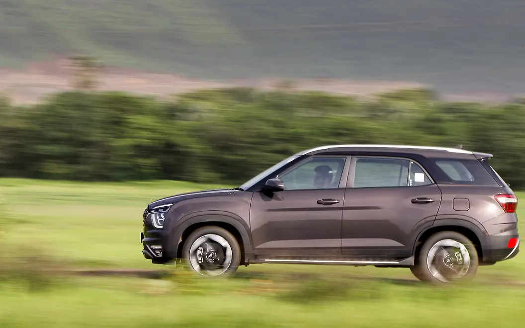 121 Hyundai Alcazar Images | Alcazar Exterior, Road Test and Interior ...